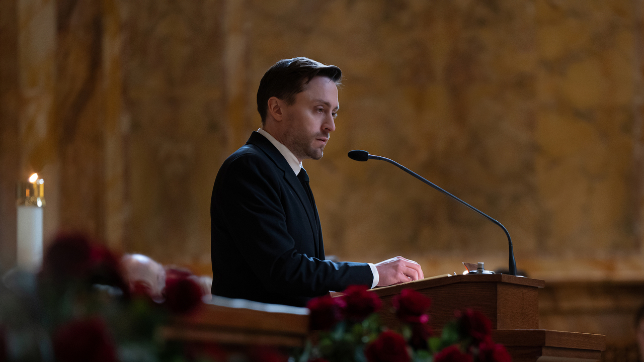 Succession 4x09, la spiegazione dell’episodio: cosa è successo a Roman ...