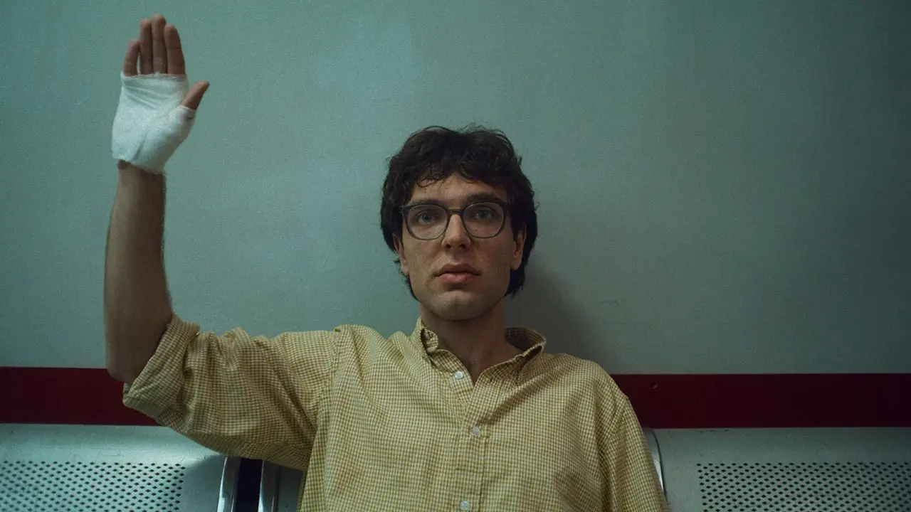 Troppo Azzurro - Film (2023) - Cinefilos.it