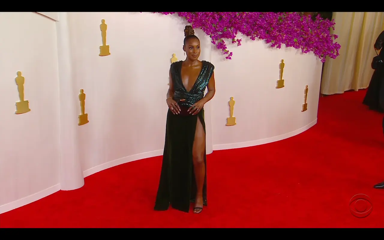 Oscar 2024: i migliori look della serata da un red carpet nero e argento - Cinefilos.it