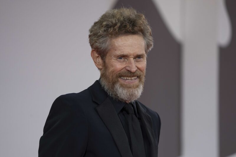 Willem Dafoe e Michael Douglas tornano insieme dopo 33 anni nel nuovo ...