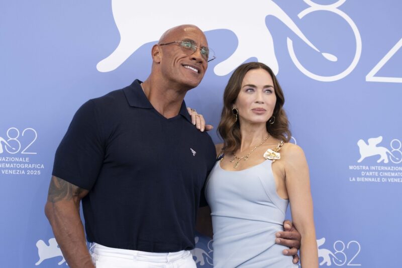 Emily Blunt sul film di Martin Scorsese con Dwayne Johnson: "L'ultima grande storia sulla mafia ...