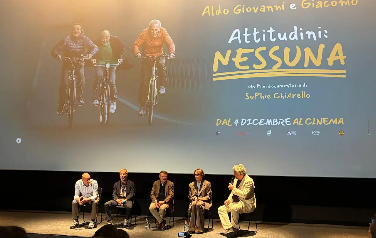 Attitudini: nessuna, conferenza stampa del film su Aldo, Giovanni e ...